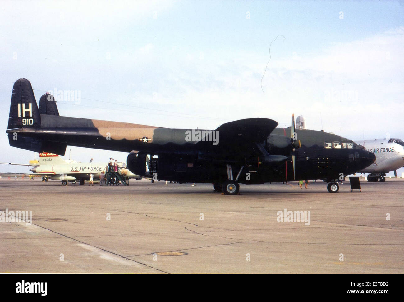 The Fairchild AC-119K (52-5910) was a U.S. Air Force gunship used for ...