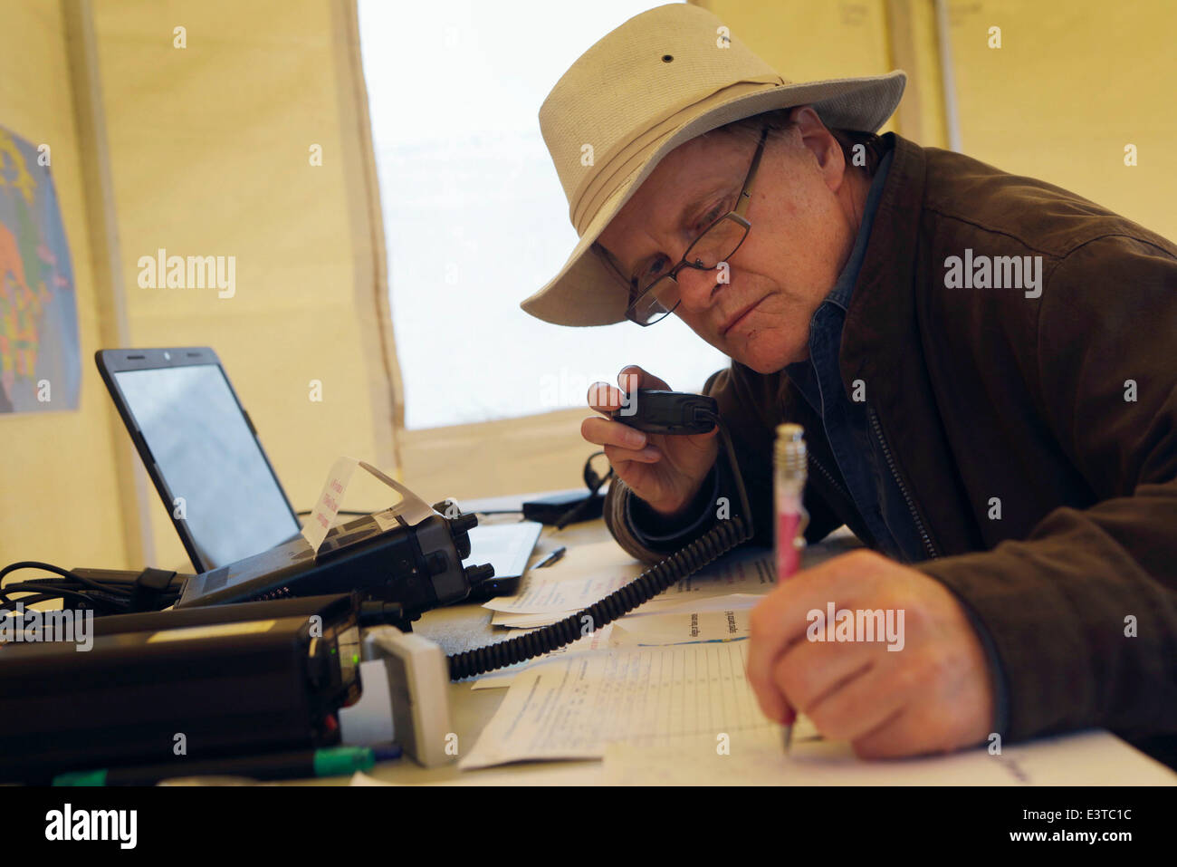 Amateur radio operator hi-res stock photography and images - Alamy