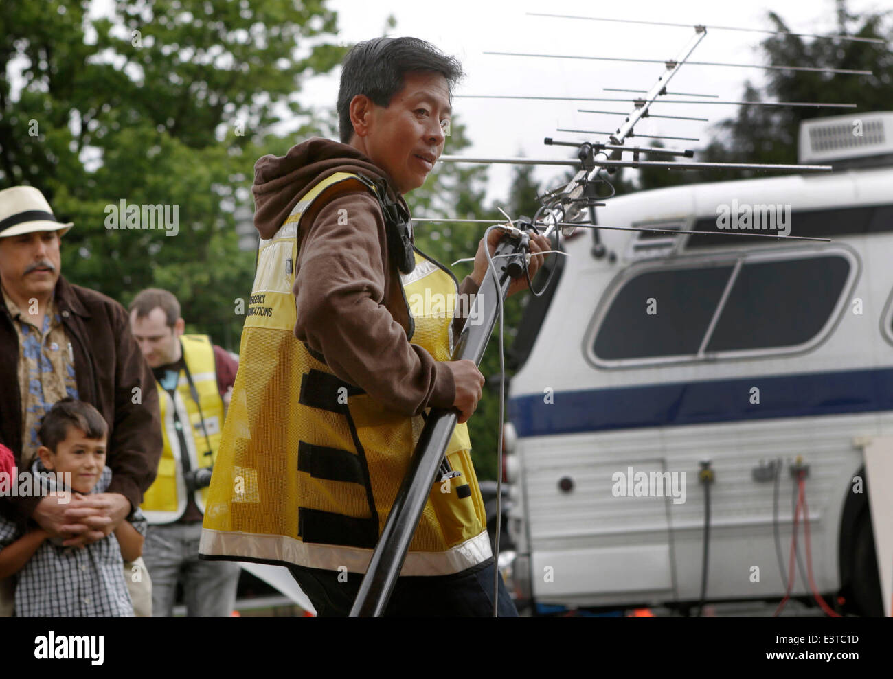 Amateur radio operator hi-res stock photography and images - Alamy