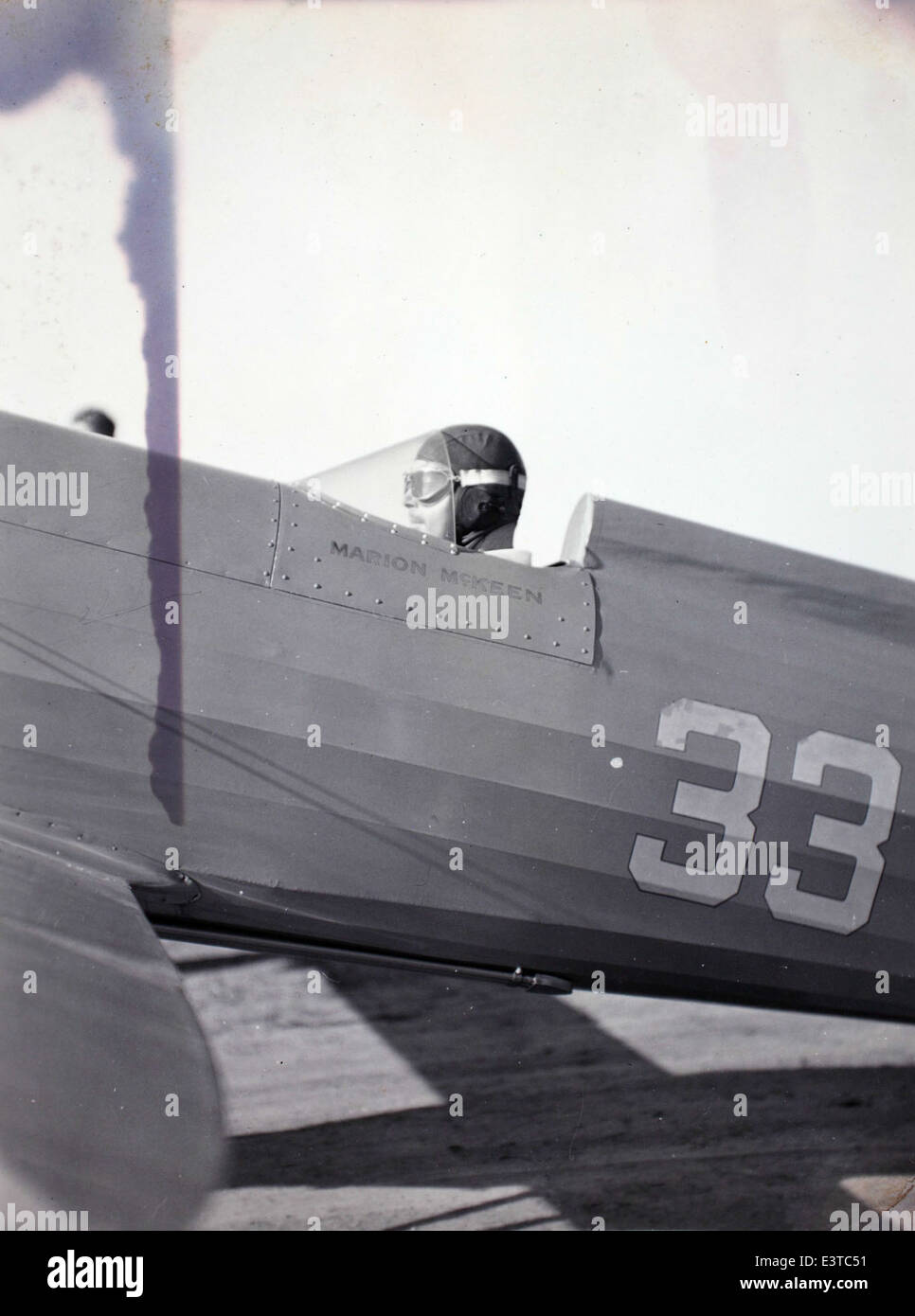 This image shows the Brown B-2 aircraft, powered by a Menasco C6s ...