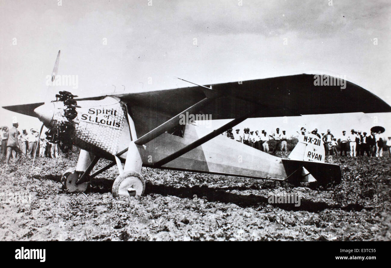 The Spirit of St. Louis, piloted by Charles Lindbergh, made its ...