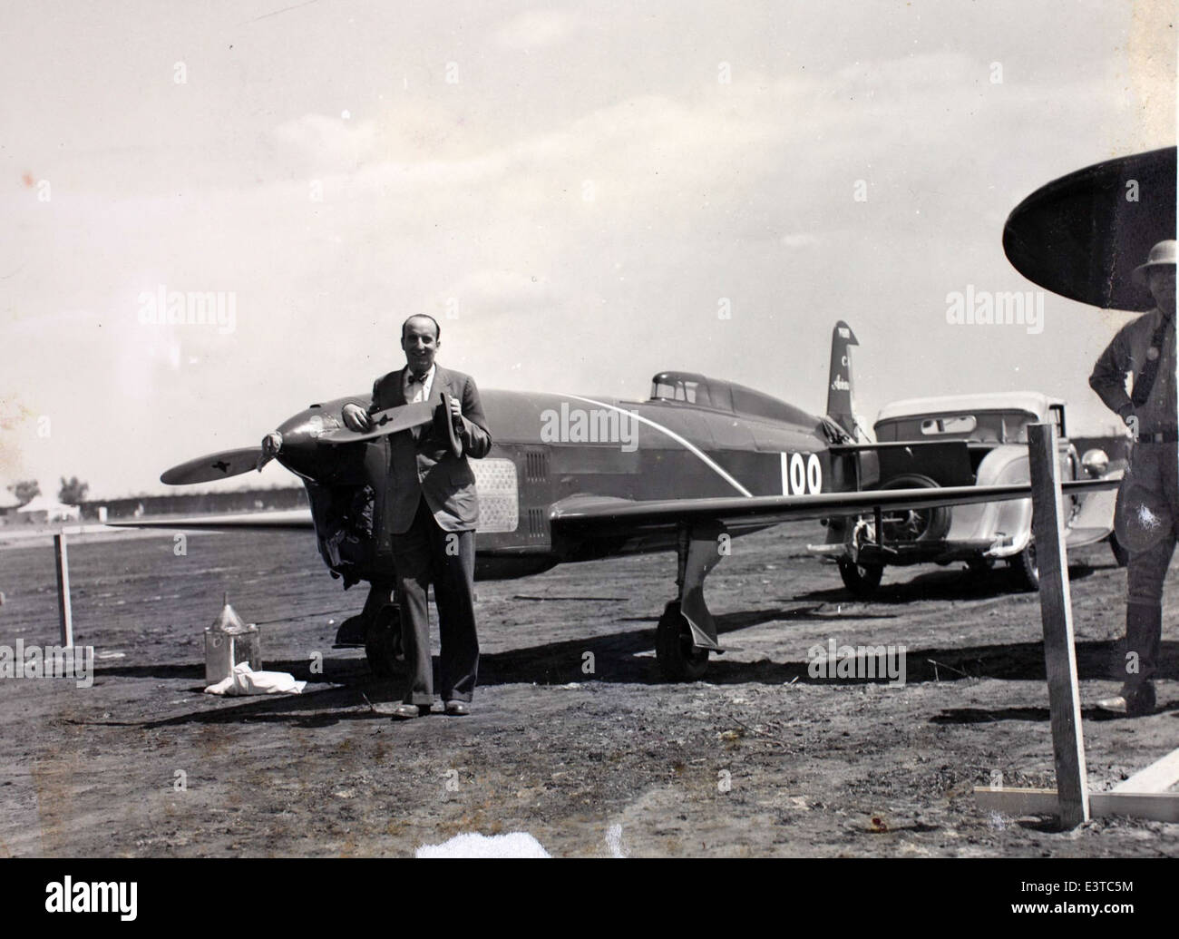 Michael Detroyat was a French aviator who won the prestigious Thompson ...