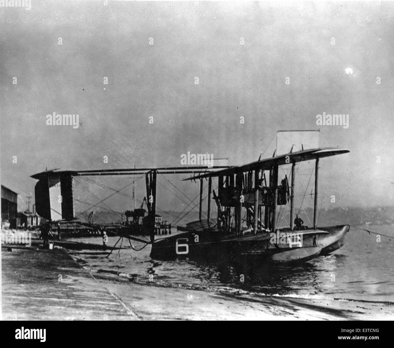 The Curtiss NC-6 was a seaplane used by the U.S. Navy for transatlantic ...