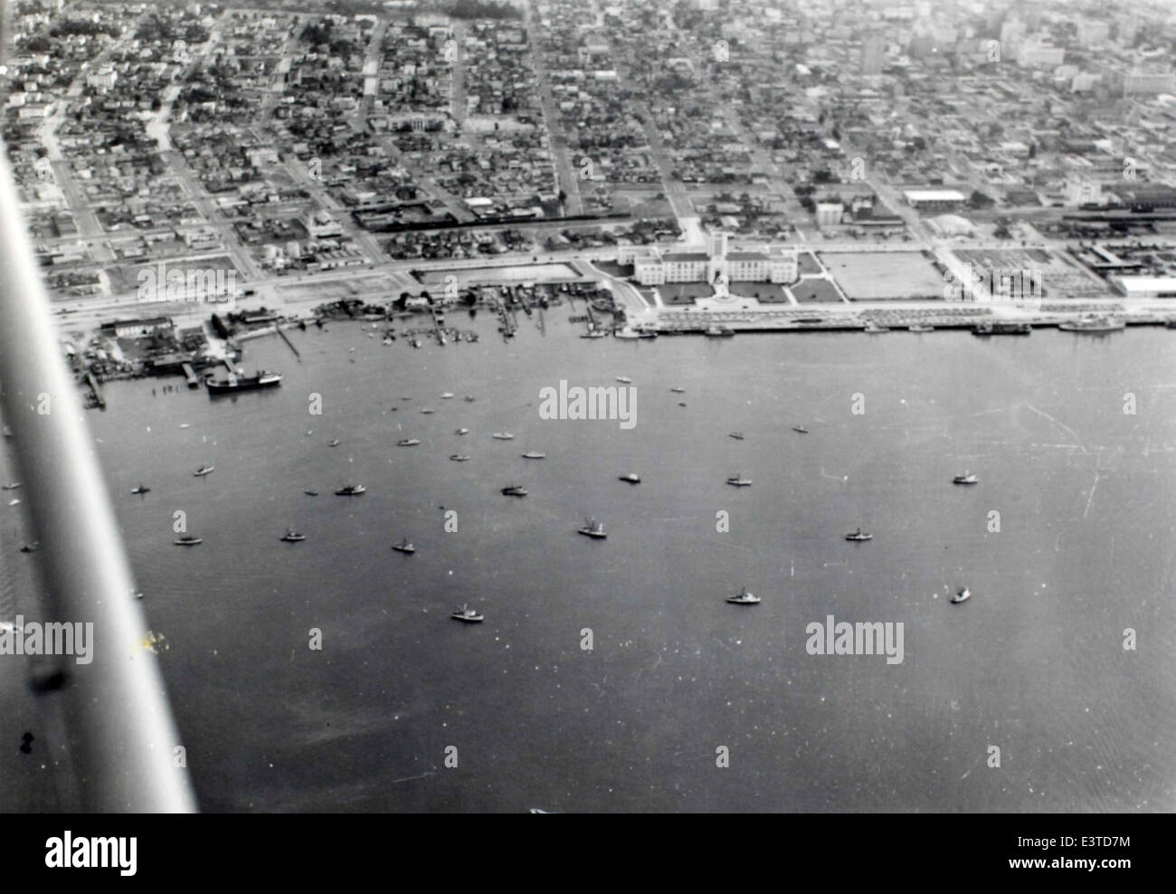 The Miles Blaine T-Craft DC-65, registered as NC3635, was a light ...