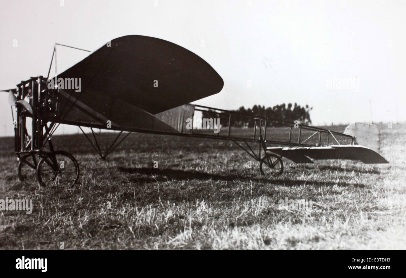 Bleriot aircraft hi-res stock photography and images - Alamy