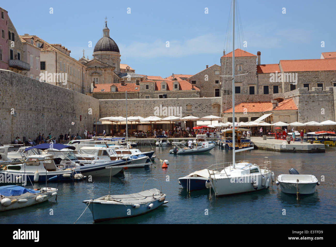 Old Dubrovnik harbour and marina Stock Photo - Alamy