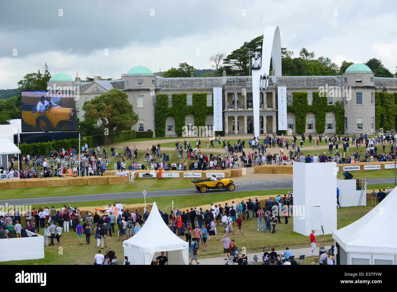 Goodwood festival speed hill climb hi-res stock photography and images ...