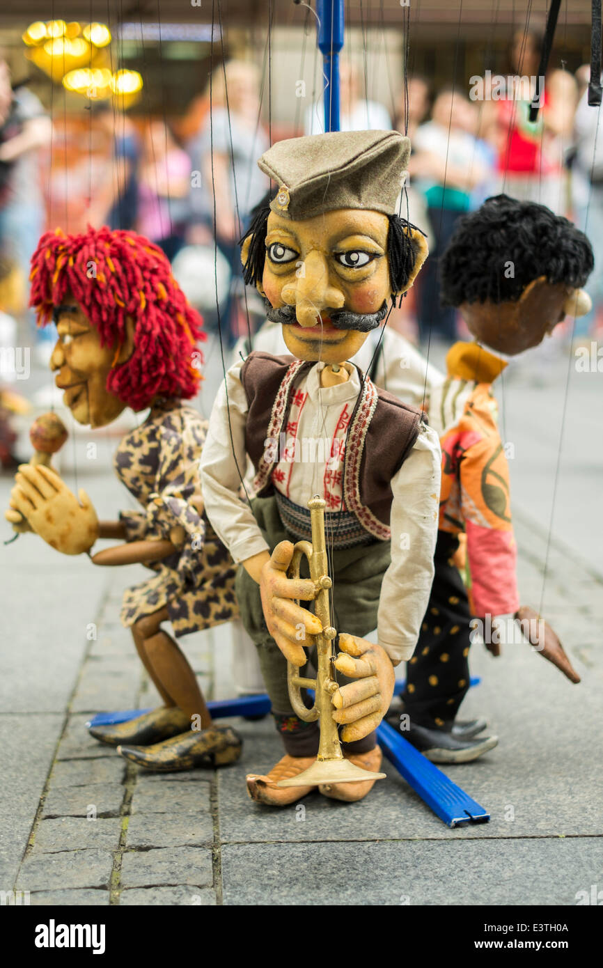 Close up puppets hi-res stock photography and images - Alamy