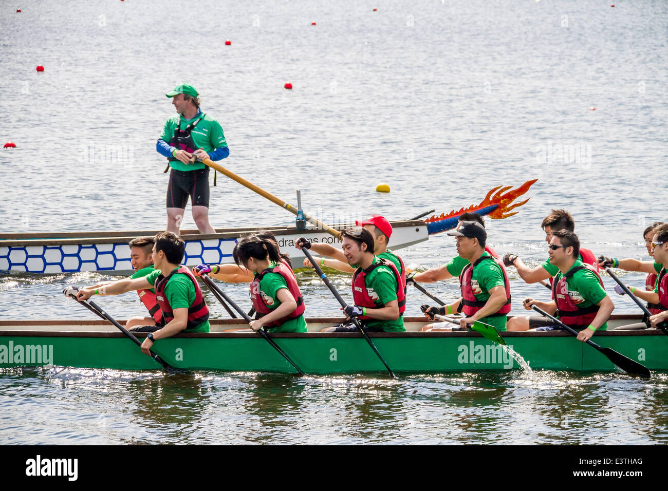 Thames traditional boat festival hi-res stock photography and images ...