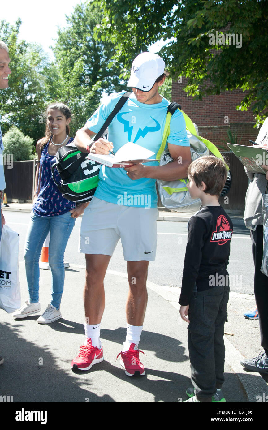 Rafael nadal young hi-res stock photography and images - Alamy