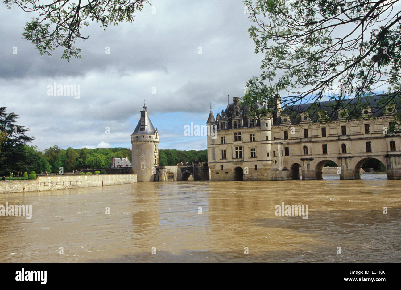 Renaissance chateaus hi-res stock photography and images - Alamy