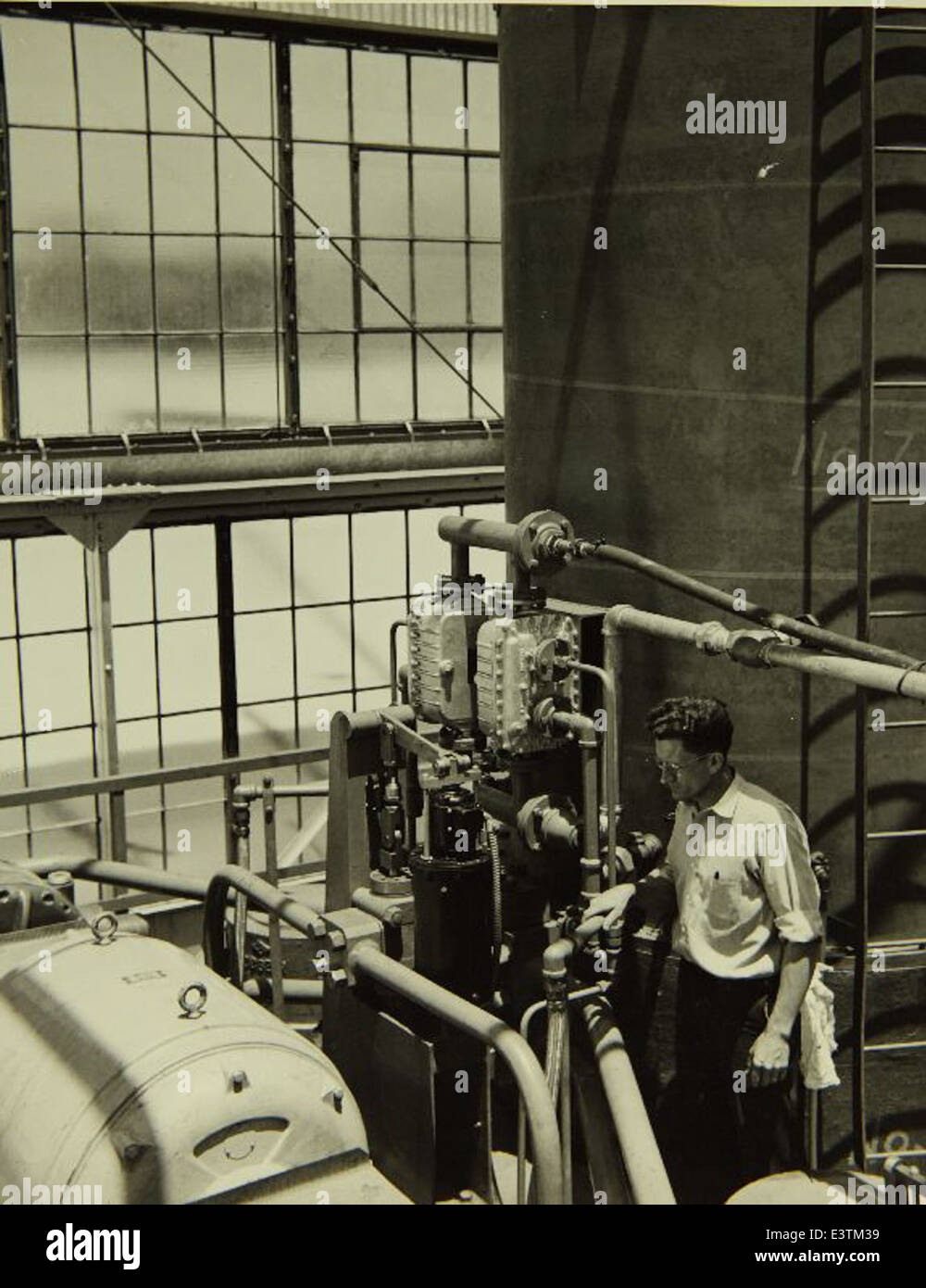 This image captures the Consolidated/Convair Aircraft Factory in San ...