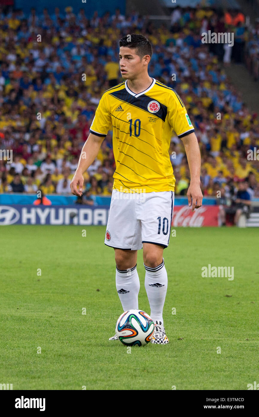 James rodriguez 2014 uruguay hi-res stock photography and images - Alamy