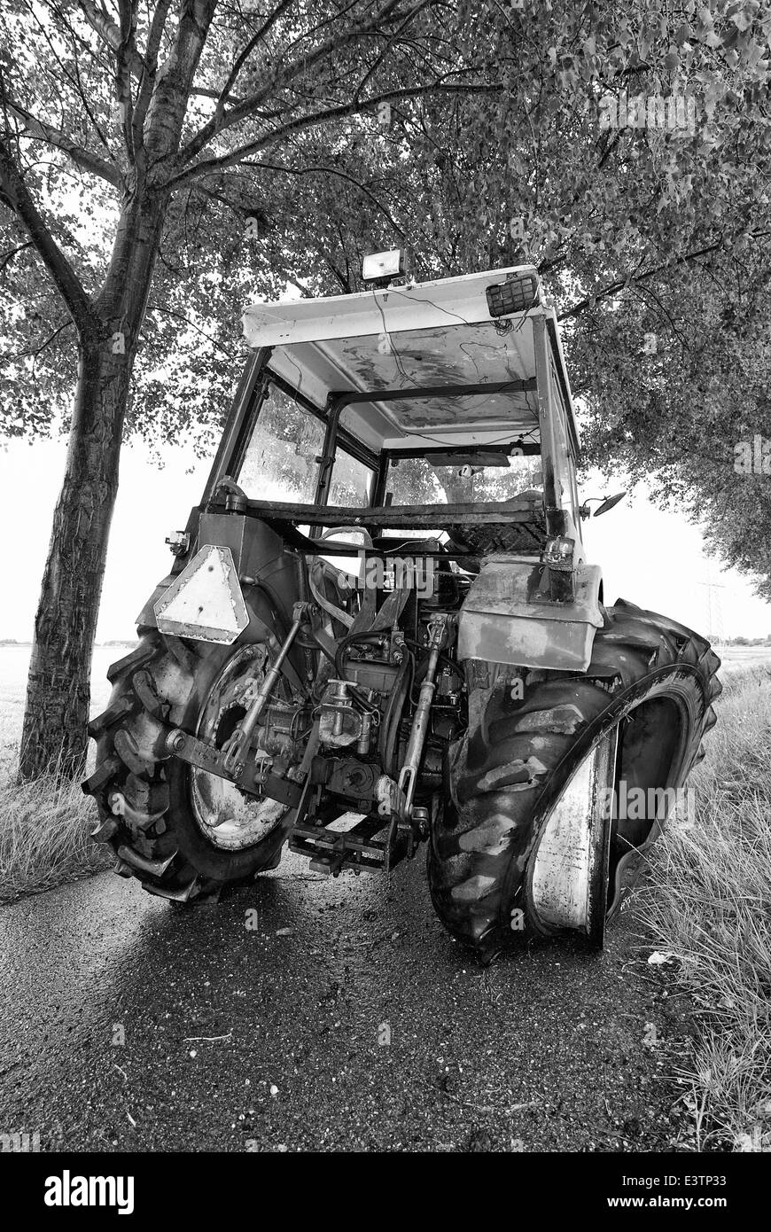 Vehicle stopped Black and White Stock Photos & Images - Alamy