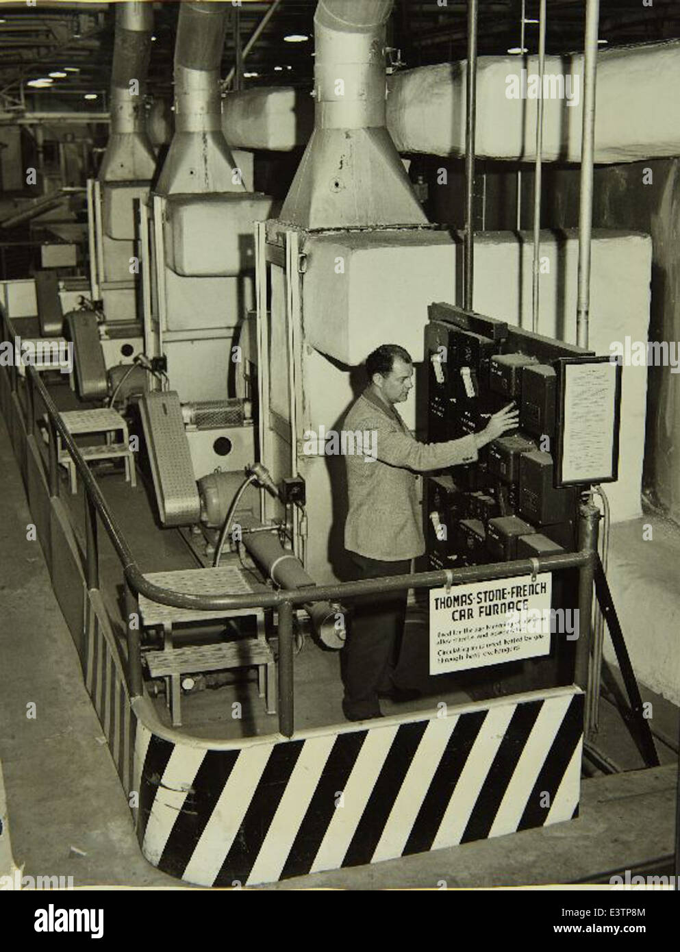 The Consolidated/Convair aircraft factory in San Diego produced iconic ...