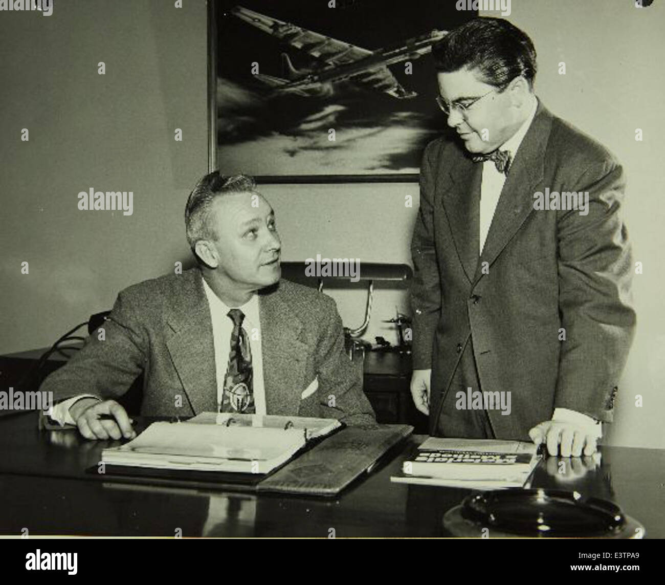 Iconic wartime manufacturing hi-res stock photography and images - Alamy
