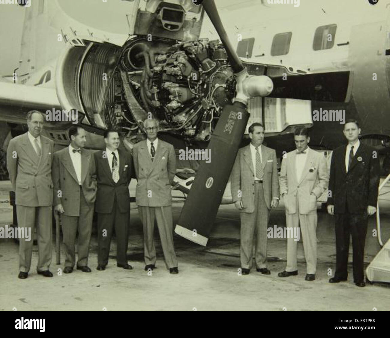 Rohr Visit : Consolidated/Convair Aircraft Factory San Diego Stock ...