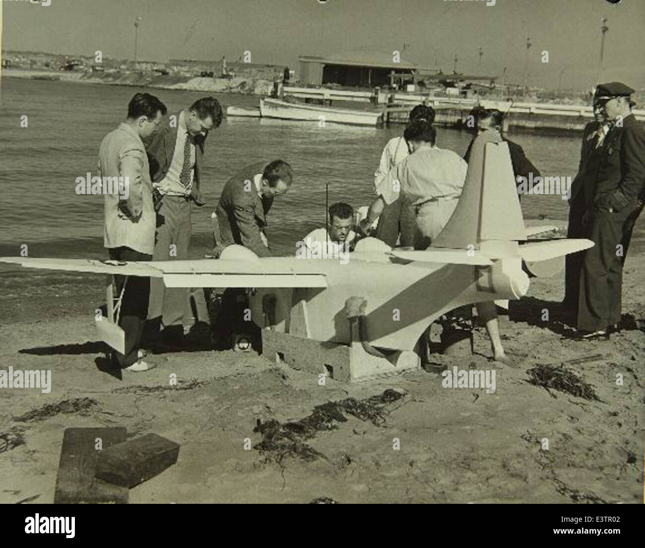 R3Y Radio Controlled Model : Consolidated/Convair Aircraft Factory San ...