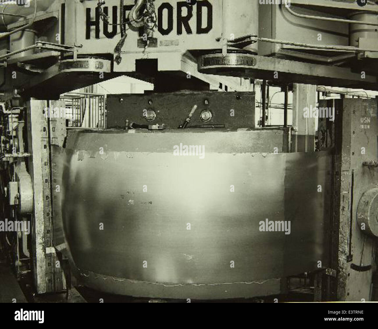 Stretch Press Plant : Consolidated/Convair Aircraft Factory San Diego ...