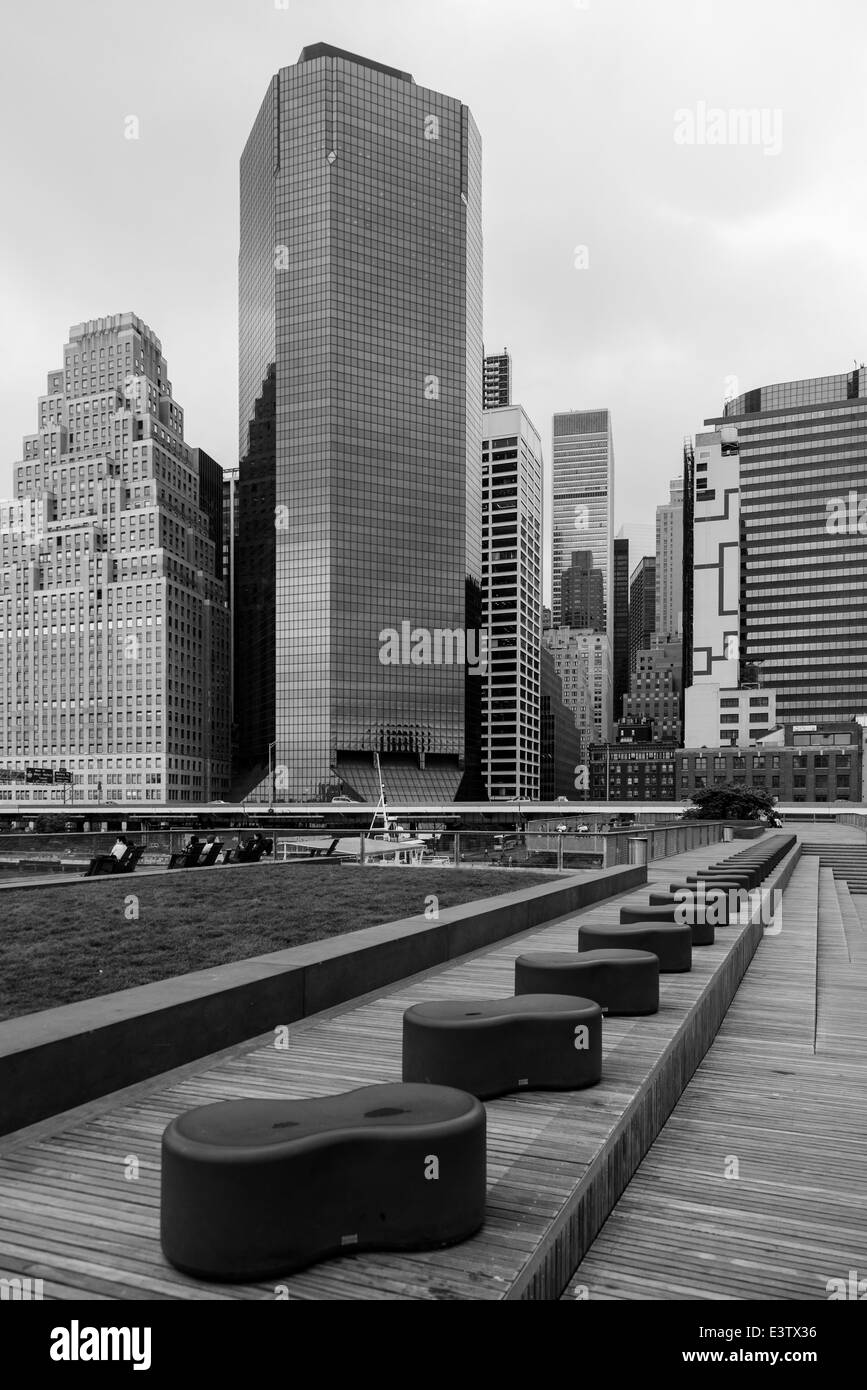 Manhattan financial district wall Black and White Stock Photos & Images ...