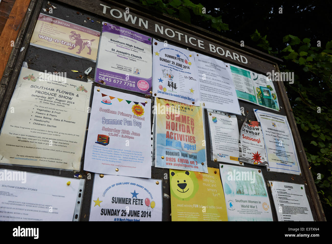 Public notice board hi-res stock photography and images - Alamy