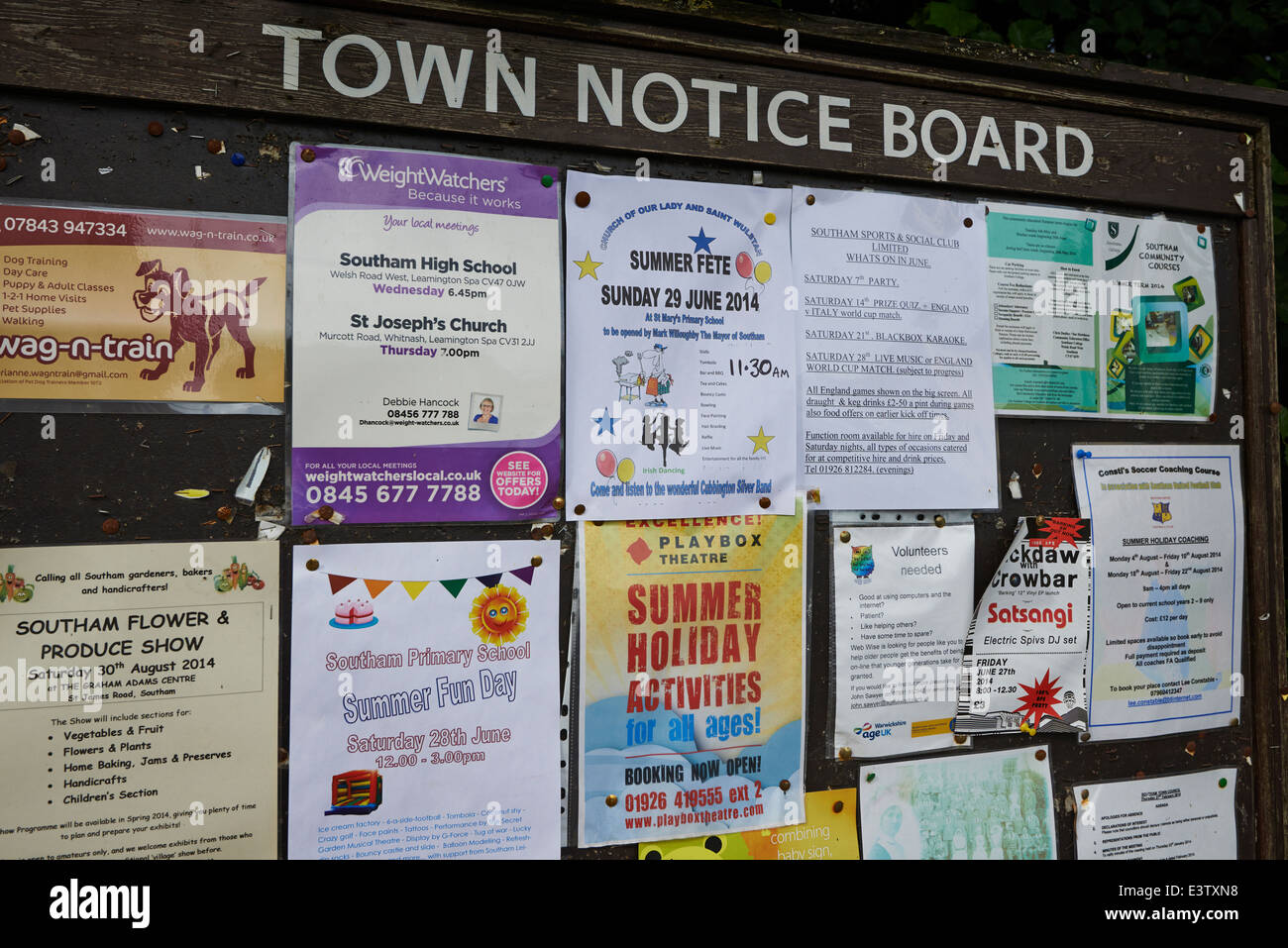 Public notice board hi-res stock photography and images - Alamy