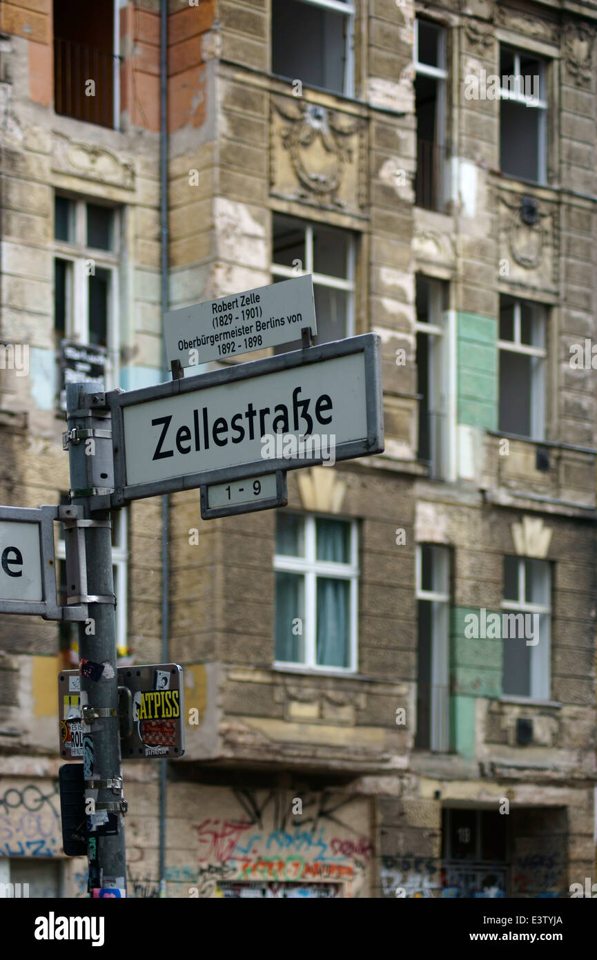 Mayors cell hi-res stock photography and images - Alamy