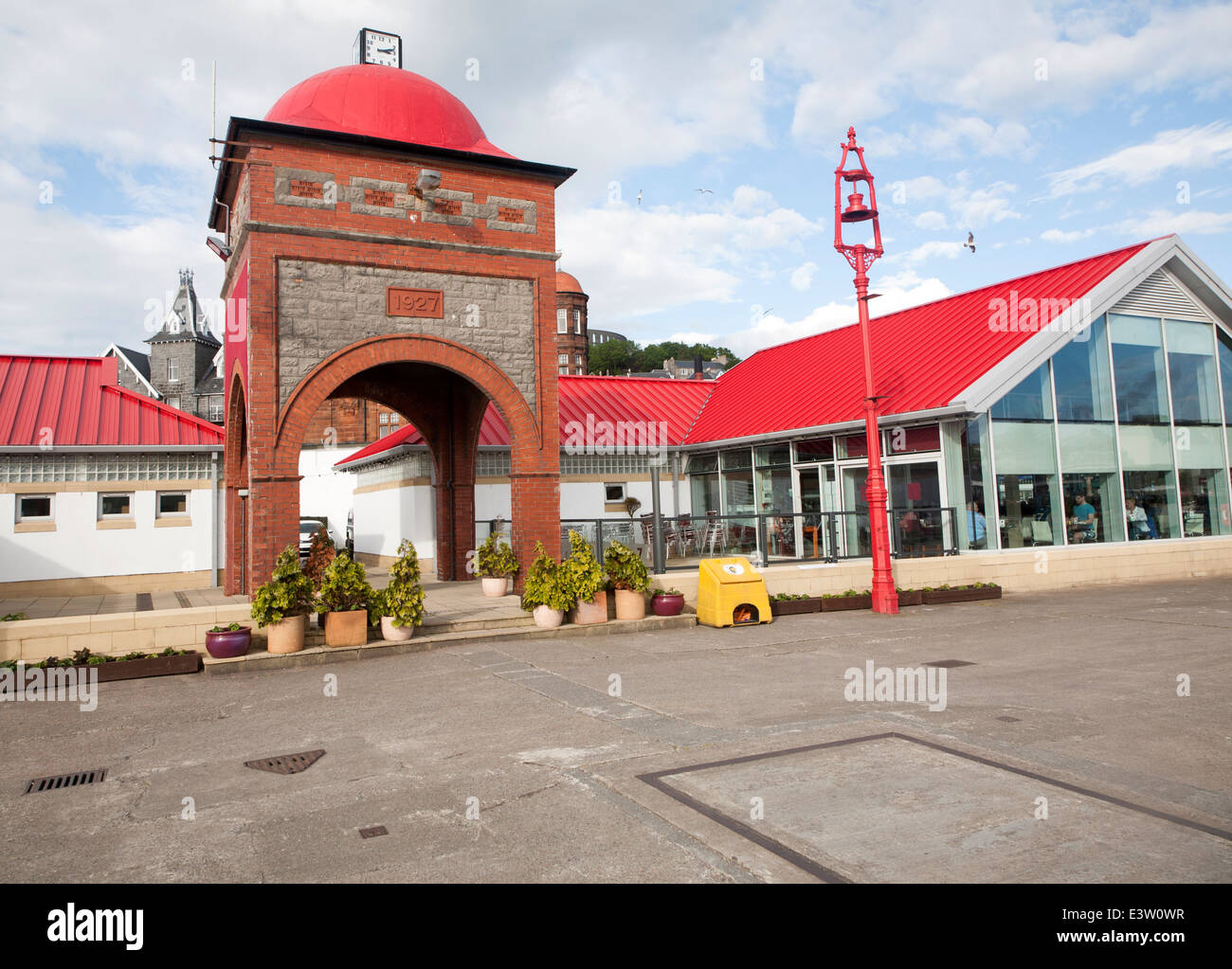 Oban pier hi-res stock photography and images - Alamy