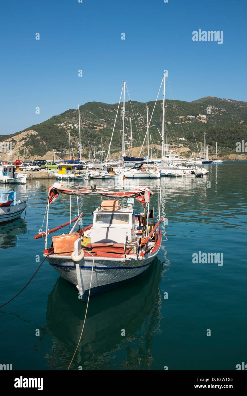 Small greek fishing boats caiques hi-res stock photography and images ...
