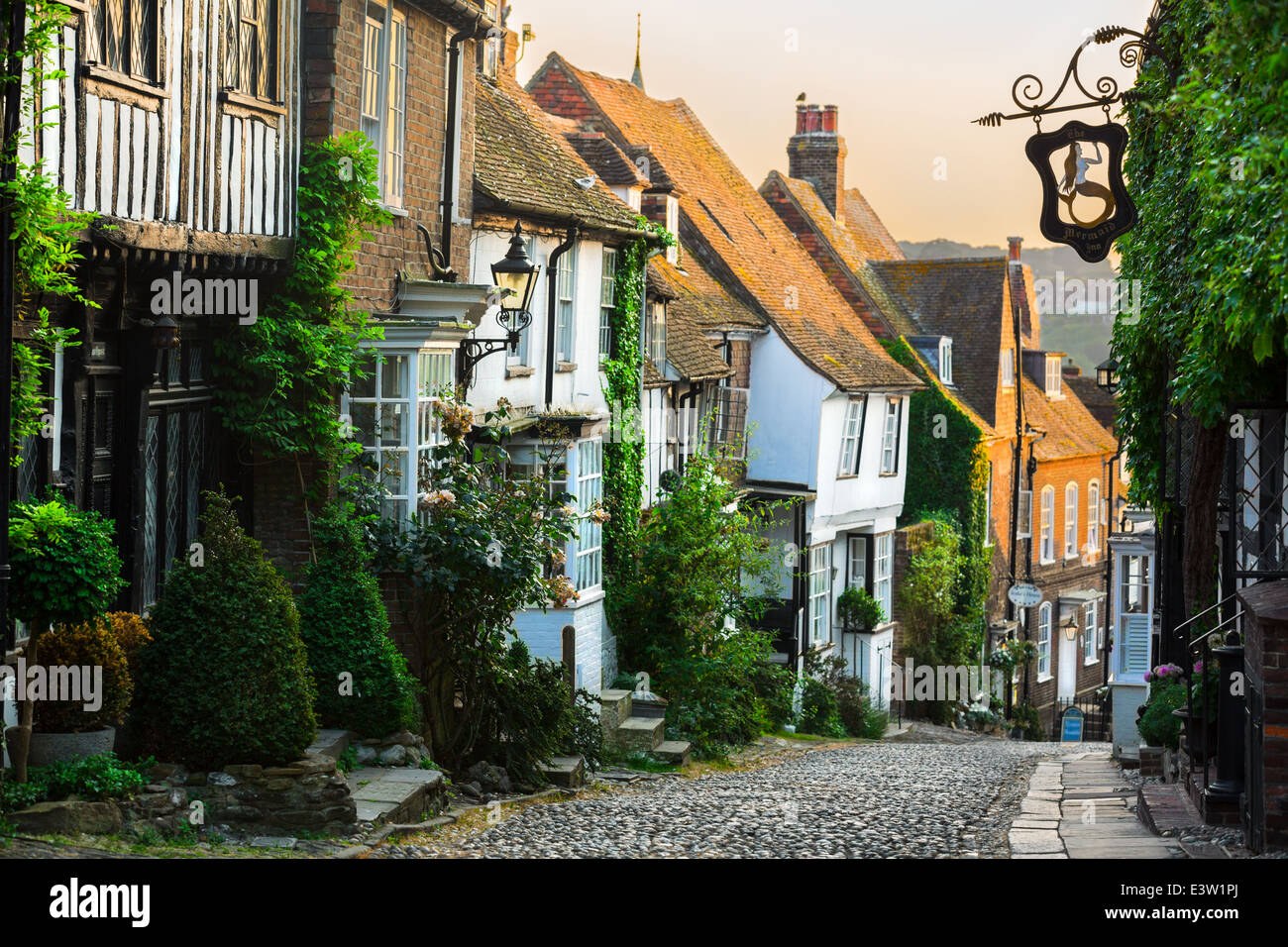 Mermaid Street in Rye in the evening with the Mermaid Inn in the ...