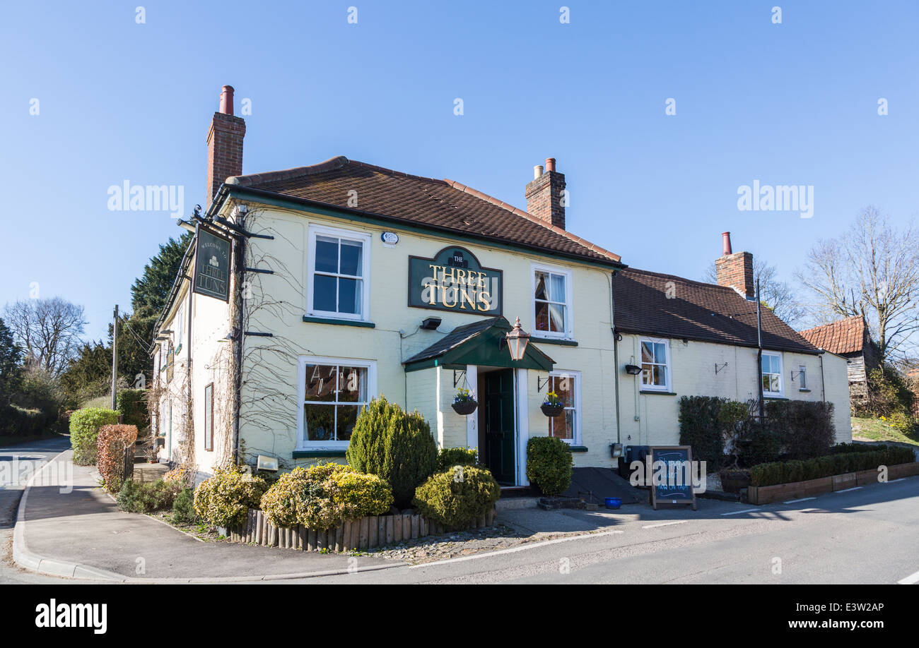 The Three Tuns High Resolution Stock Photography and Images - Alamy