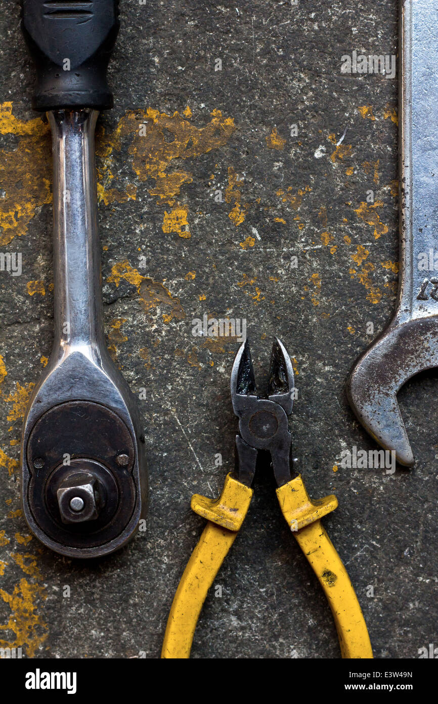 Element tools hi-res stock photography and images - Alamy