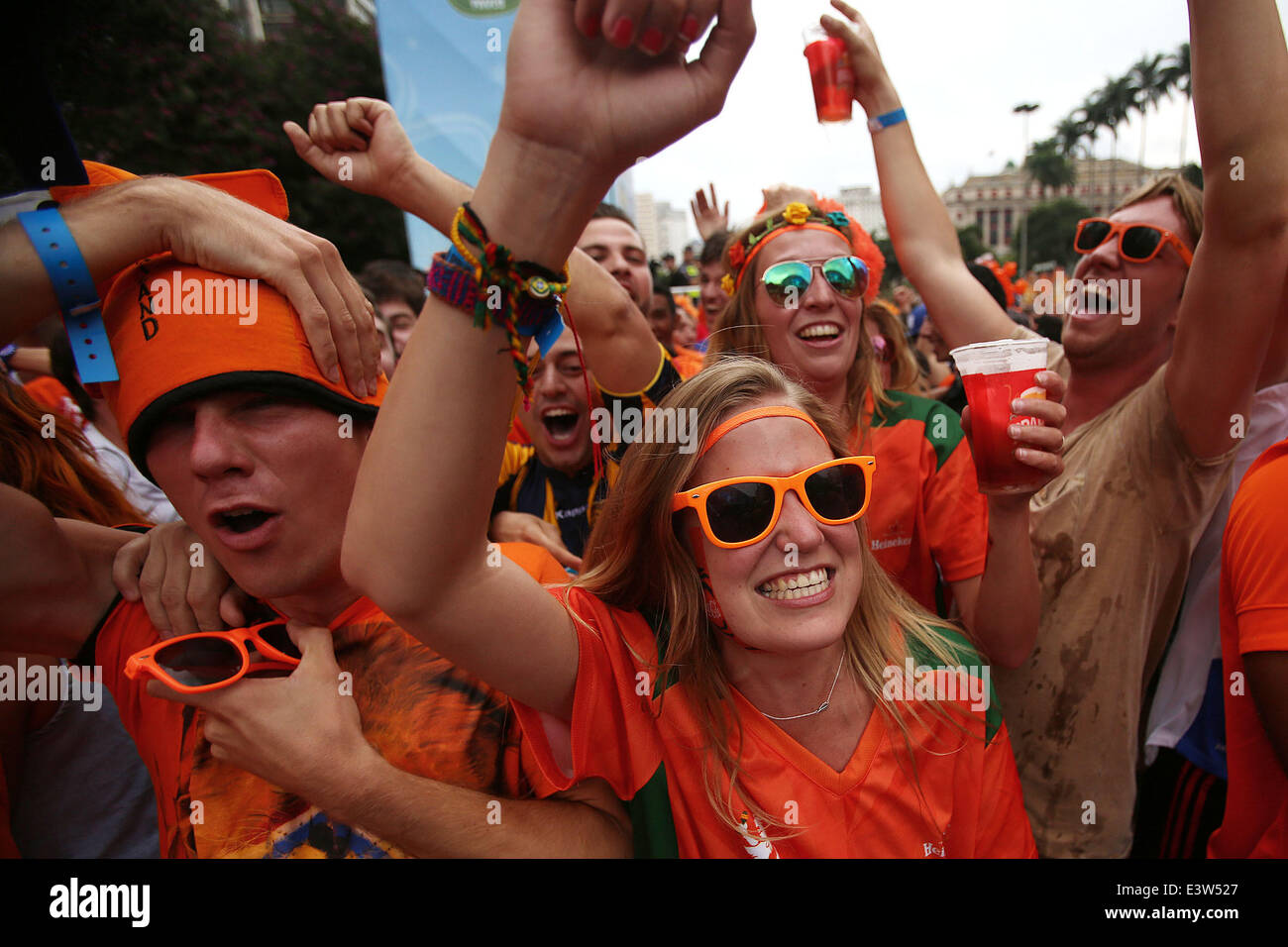 Mexico fans watching the match hi-res stock photography and images - Alamy