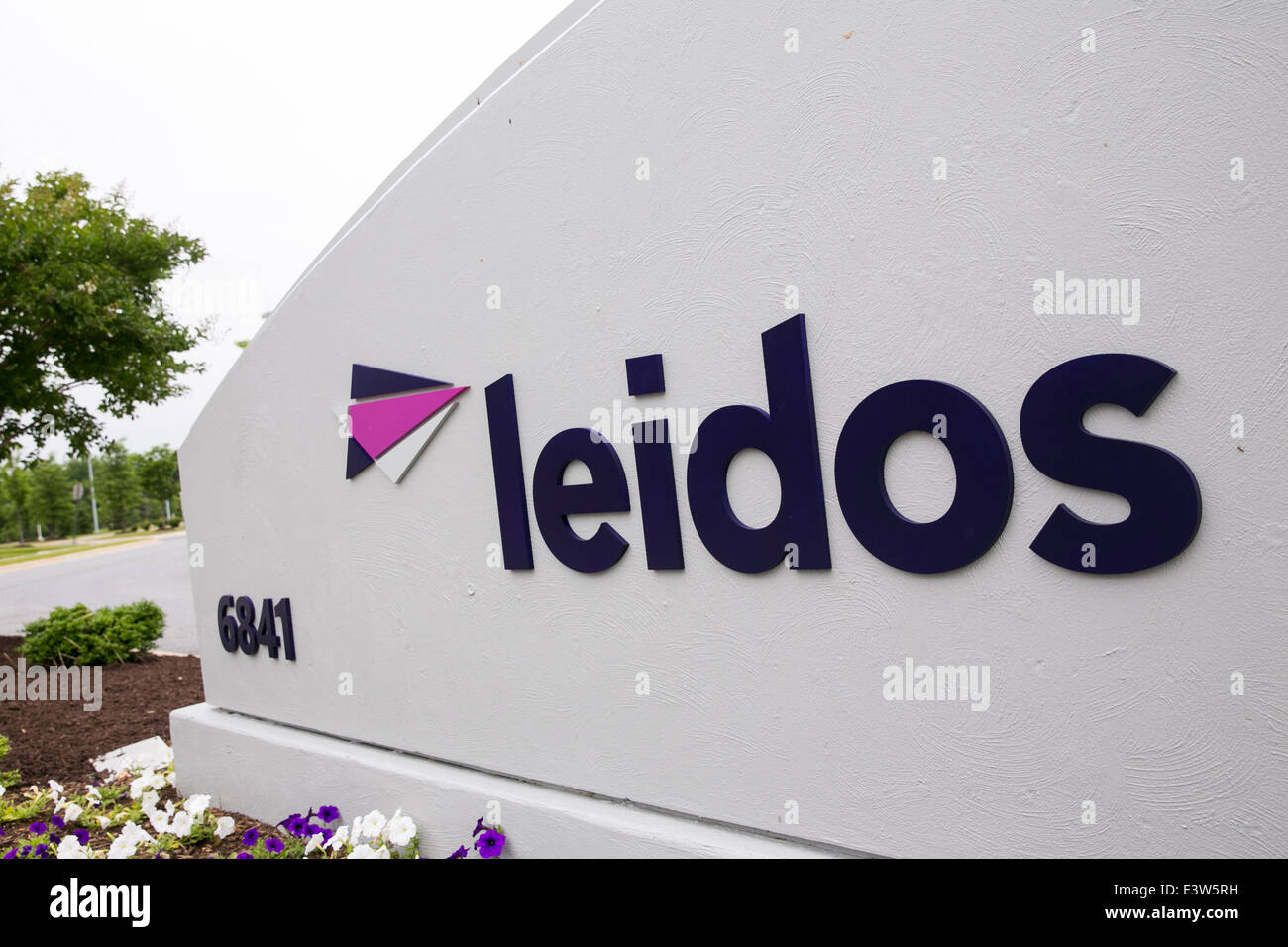 An office building occupied by the defense contractor Leidos in ...