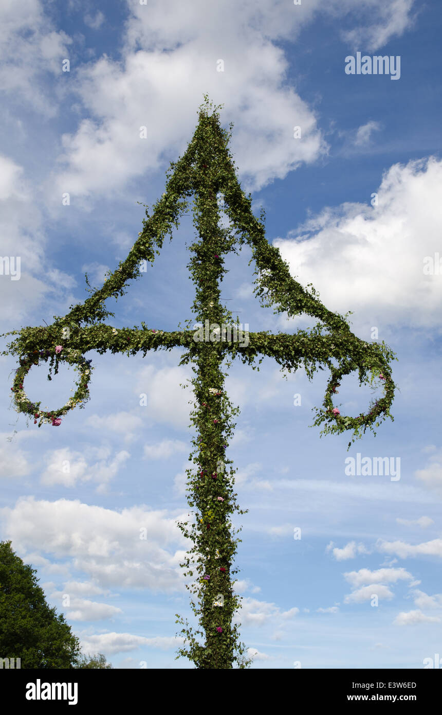 Midsummer sweden celebration hi-res stock photography and images - Alamy