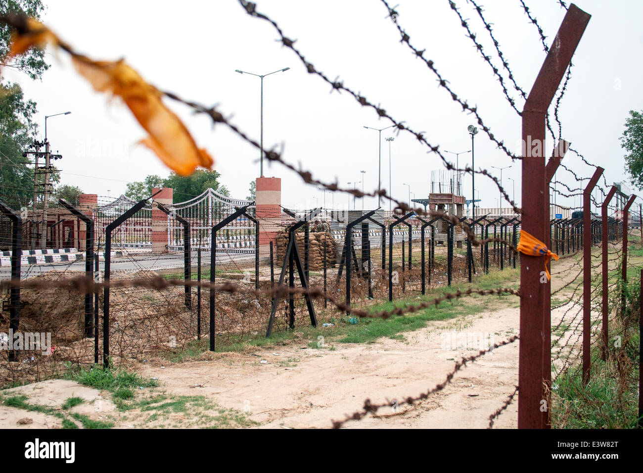 Indian-Pakistani border crossing Wagah, Attari Border, Punjab, India on ...