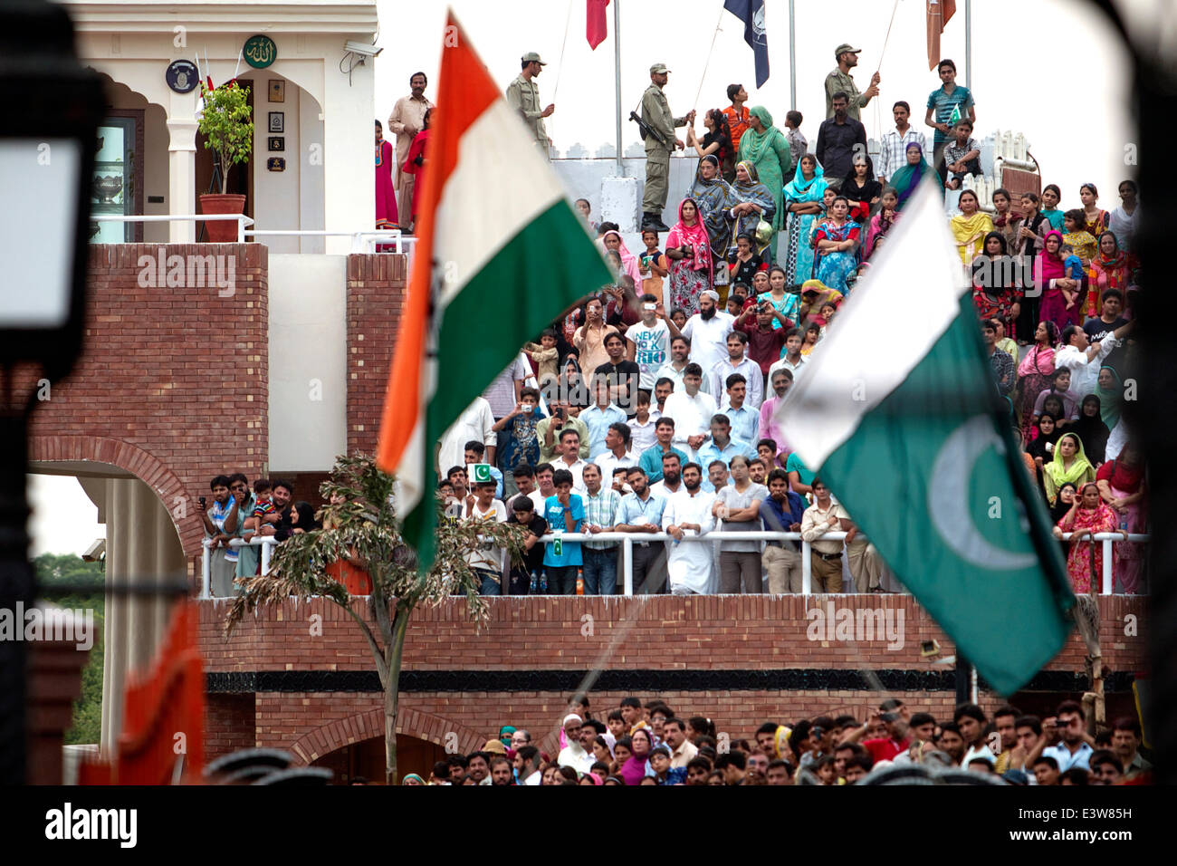 Indian-Pakistani border crossing Wagah, Attari Border, Punjab, India on ...