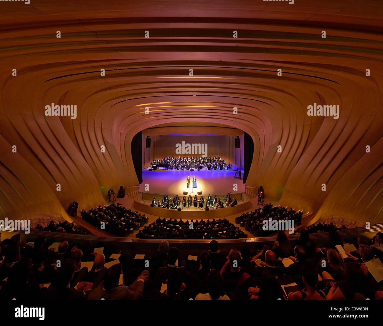 Heydar Alijev Cultural Centre, Baku, Azerbaijan. Architect: Zaha Hadid ...