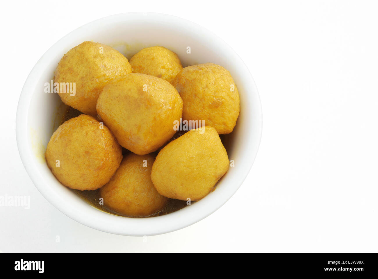 Round fish bowl hi-res stock photography and images - Alamy