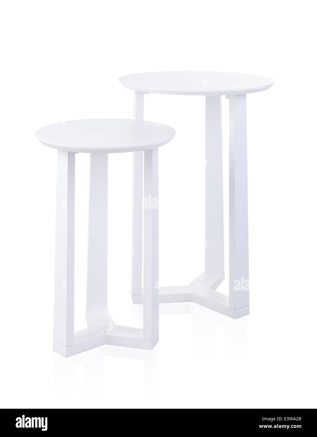 Round white tables hi-res stock photography and images - Alamy