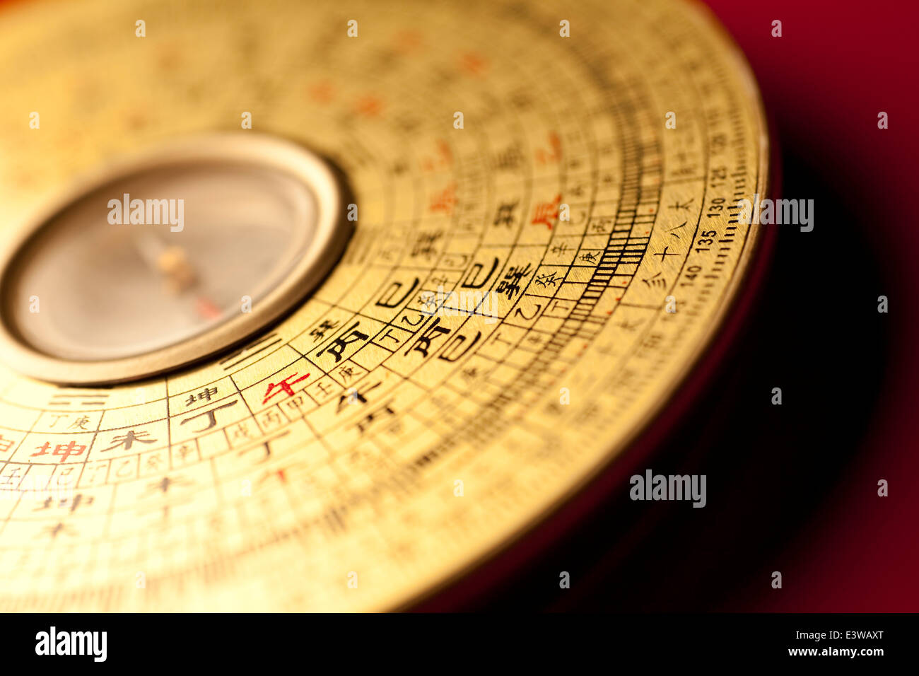 Chinese cardinal hi-res stock photography and images - Alamy