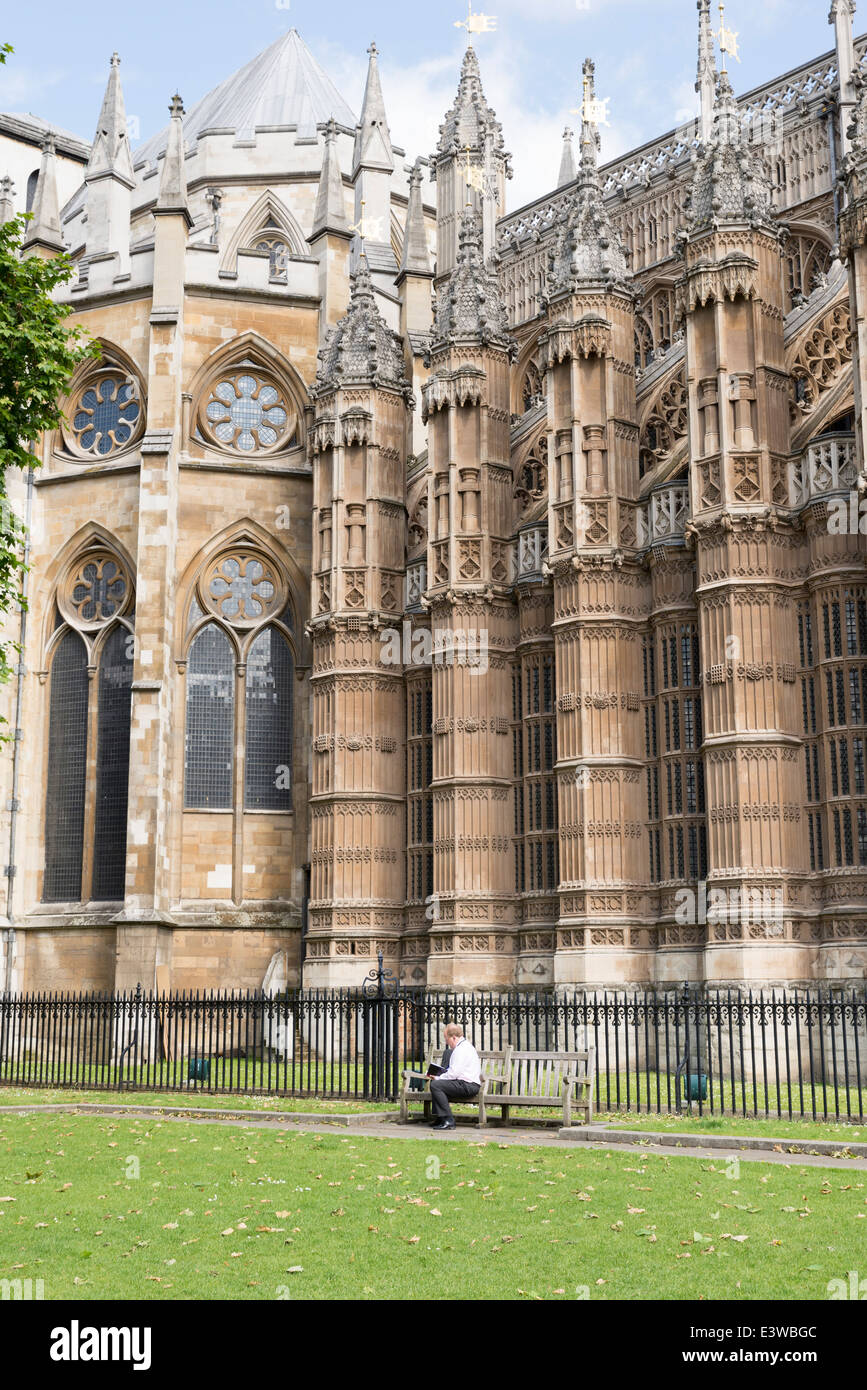 Window rose westminster abbey hi-res stock photography and images - Alamy
