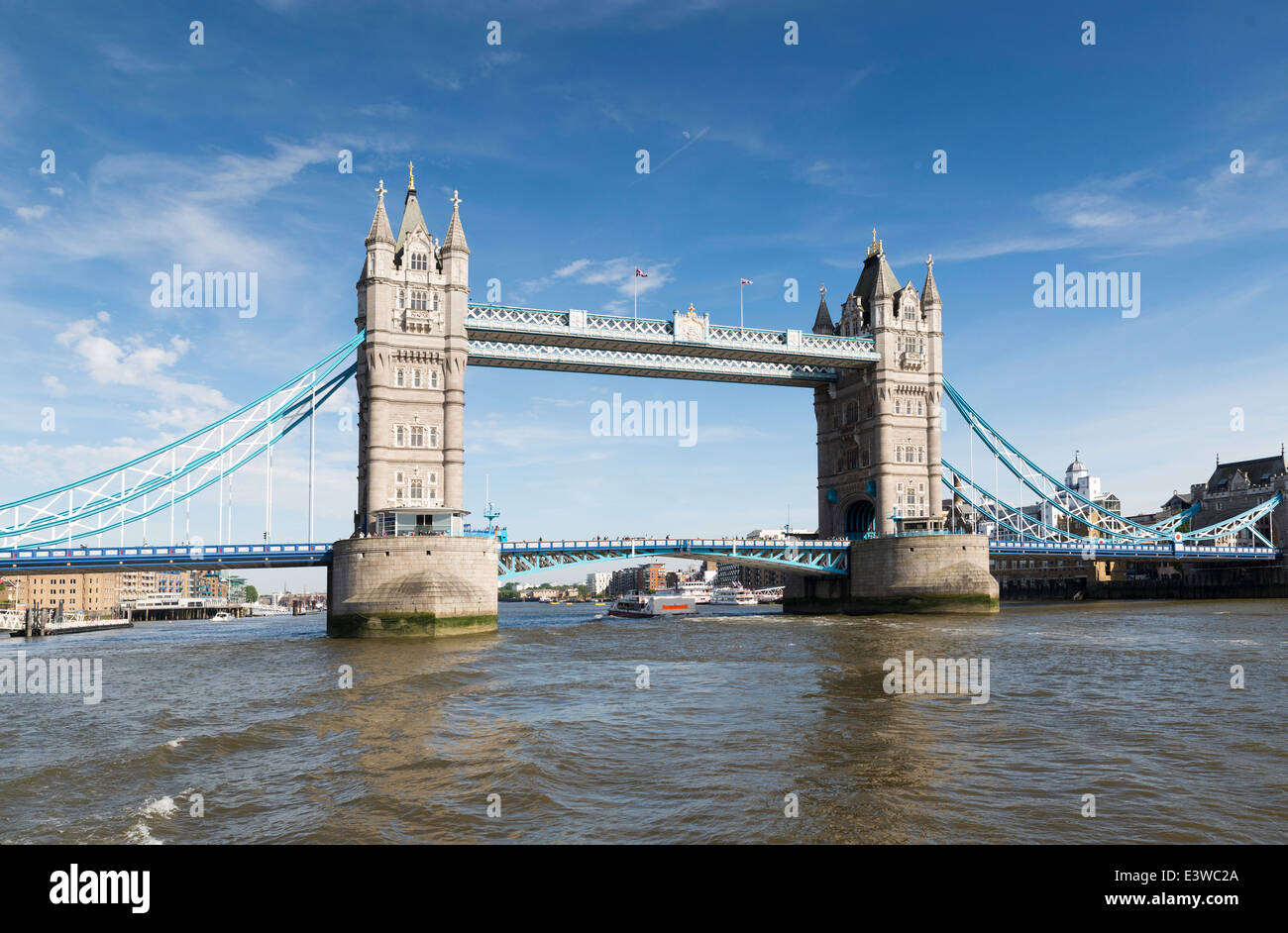 Famous london structure hi-res stock photography and images - Alamy