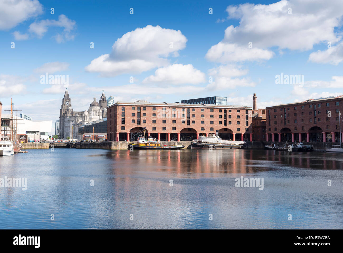 Old dock liverpool hi-res stock photography and images - Alamy