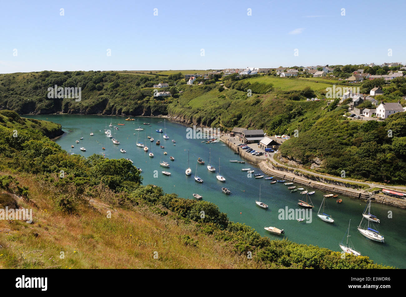 Solva village hi-res stock photography and images - Alamy