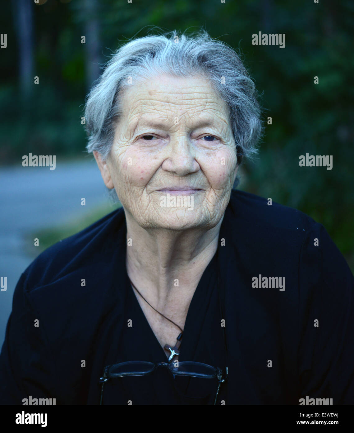 Close up portrait of older lady Stock Photo - Alamy