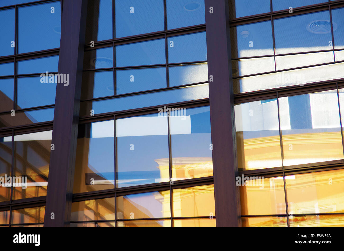 Headquarters architecture modern glass building hi-res stock ...