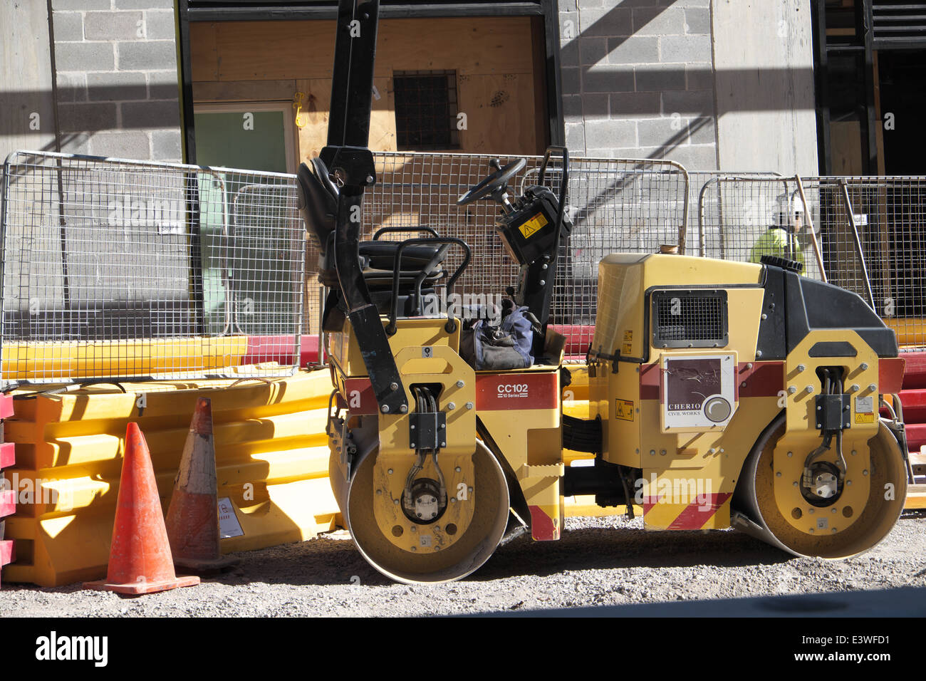 steamroller outside a Sydney construction site, australia Stock Photo ...