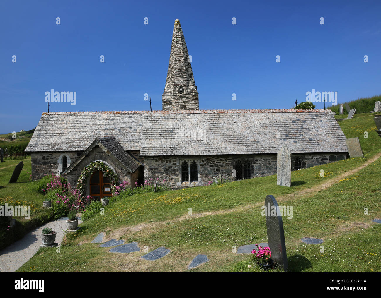 St Enodoc Church, Trebetherick, Cornwall where the Poet Laureate Sir ...
