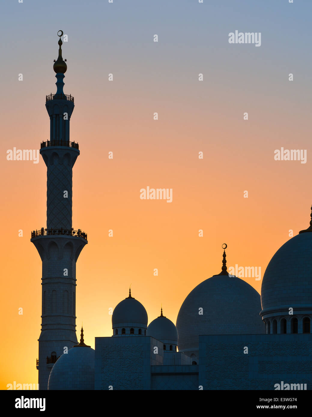 Silhouette mosque minaret dome hi-res stock photography and images - Alamy